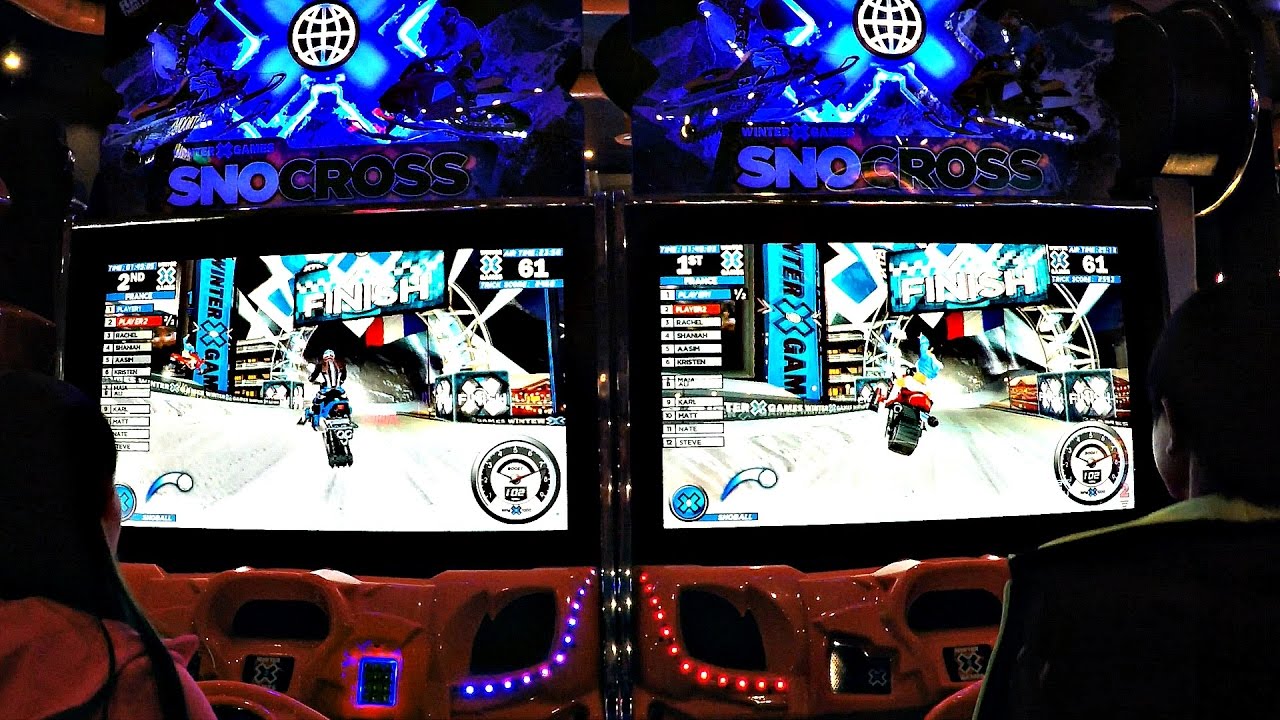 Arcade SnoCross Winter X Games Arcade Dual Screen Snowmobile Racing レース ...