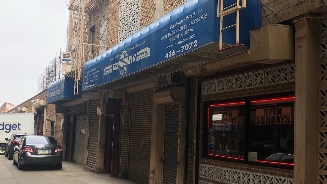 They Opened The Model Railway Shop Just For Me ! New York’s Trainworld ...