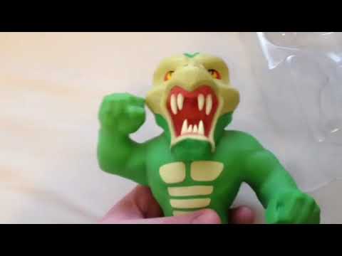 Rampage Super Stretch Lizzie figure review - YouTube