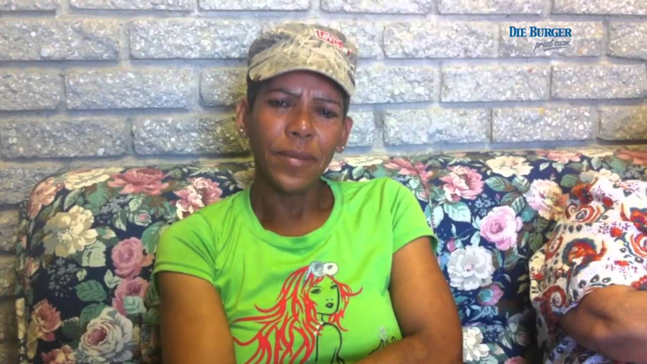 ANENE BOOYSEN: Grootmaakma van vermoorde tiener praat - YouTube