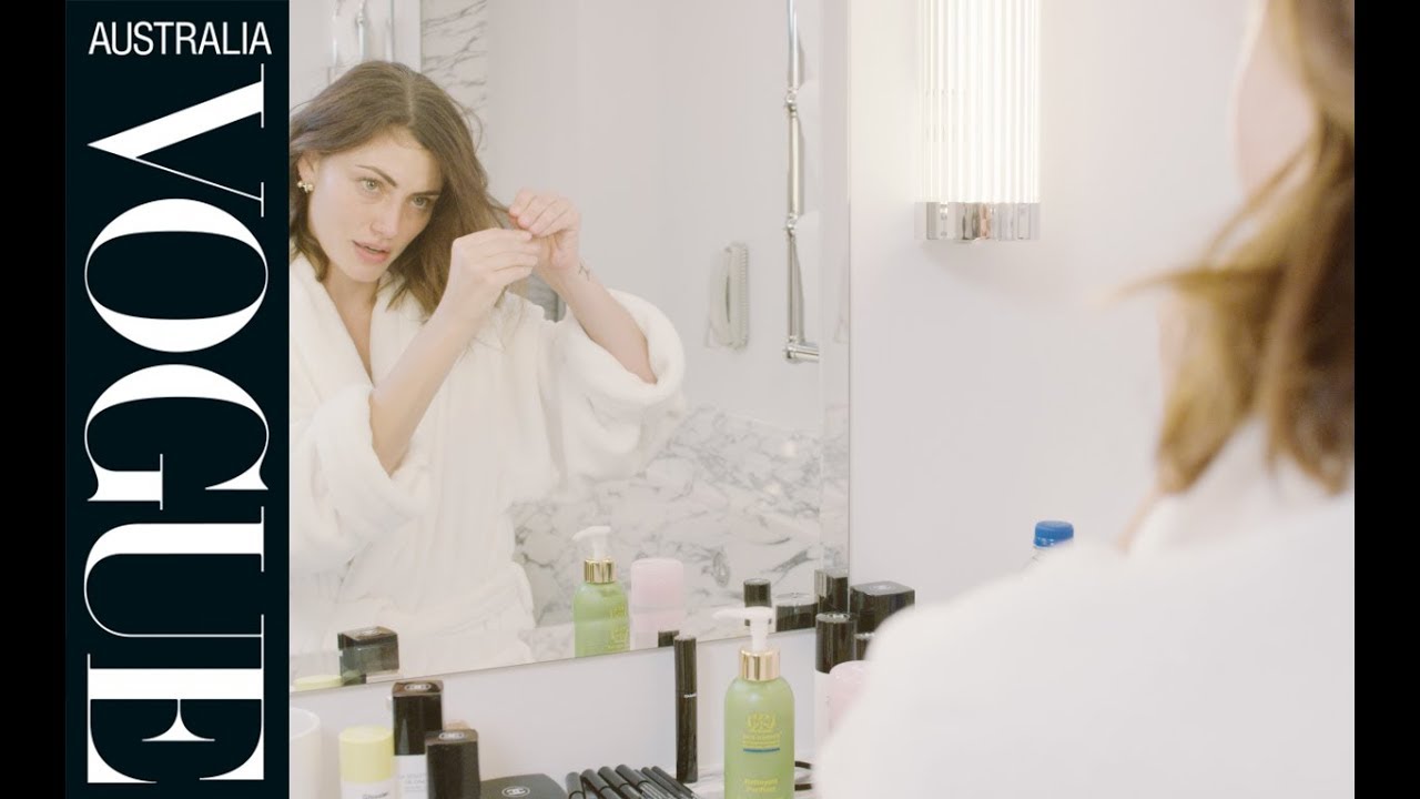 Phoebe Tonkin’s morning beauty routine in 10 products | Beauty | Vogue ...