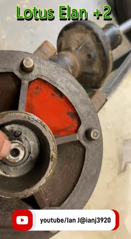 Lotus Elan Rear Hub - YouTube