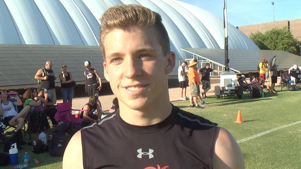 Liberty's Versatile Bendle Settling (Back) In At QB - YouTube