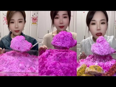BIG SATISFYING PINK ICE SPOONFUL BITES l oddly satisfying ice eating ...