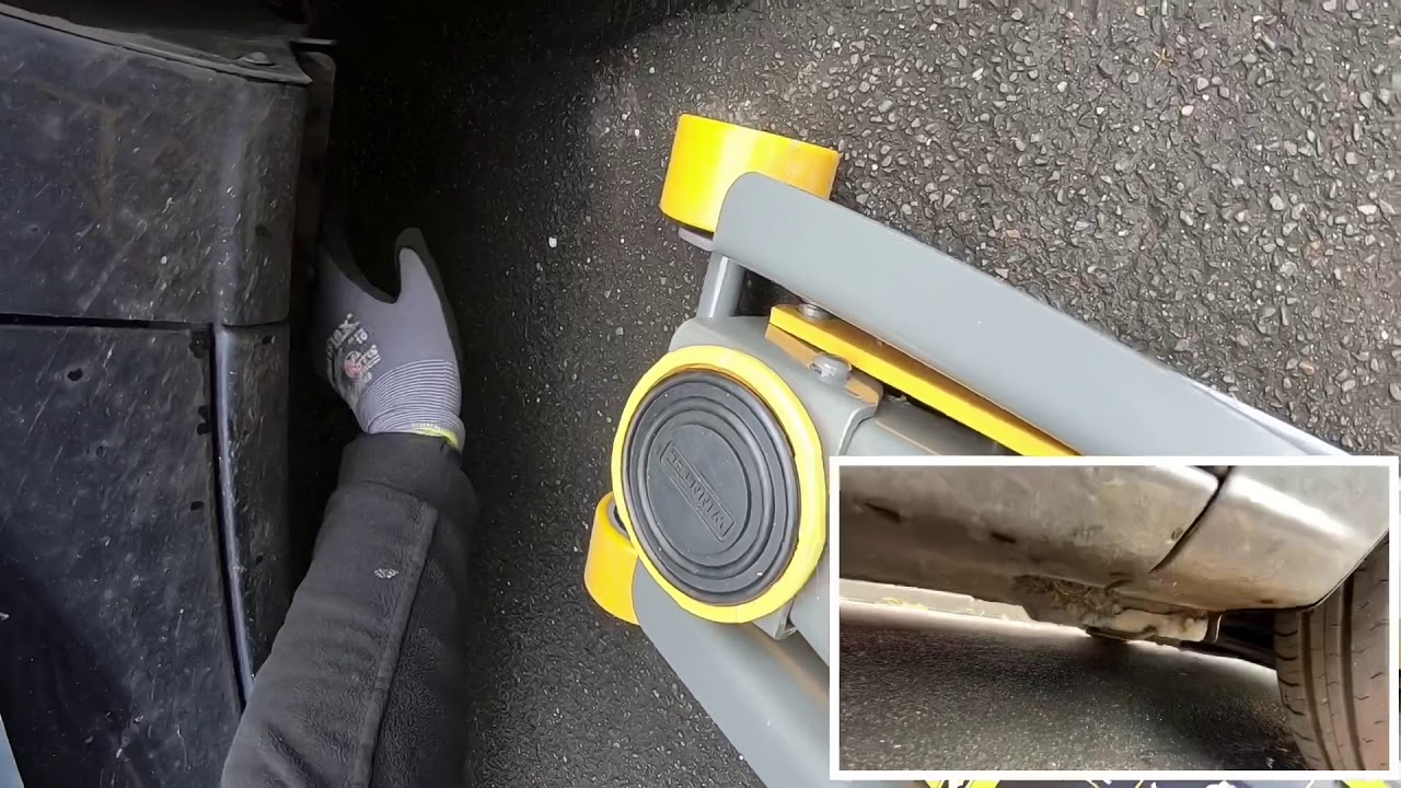 Wagenheber ansetzen Auto aufbocken PKW anheben und mit Böcken Sichern ...