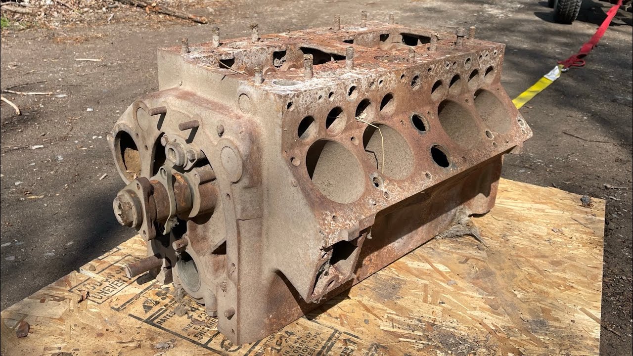 Rare 1930 Oakland V8 Engine !? - YouTube