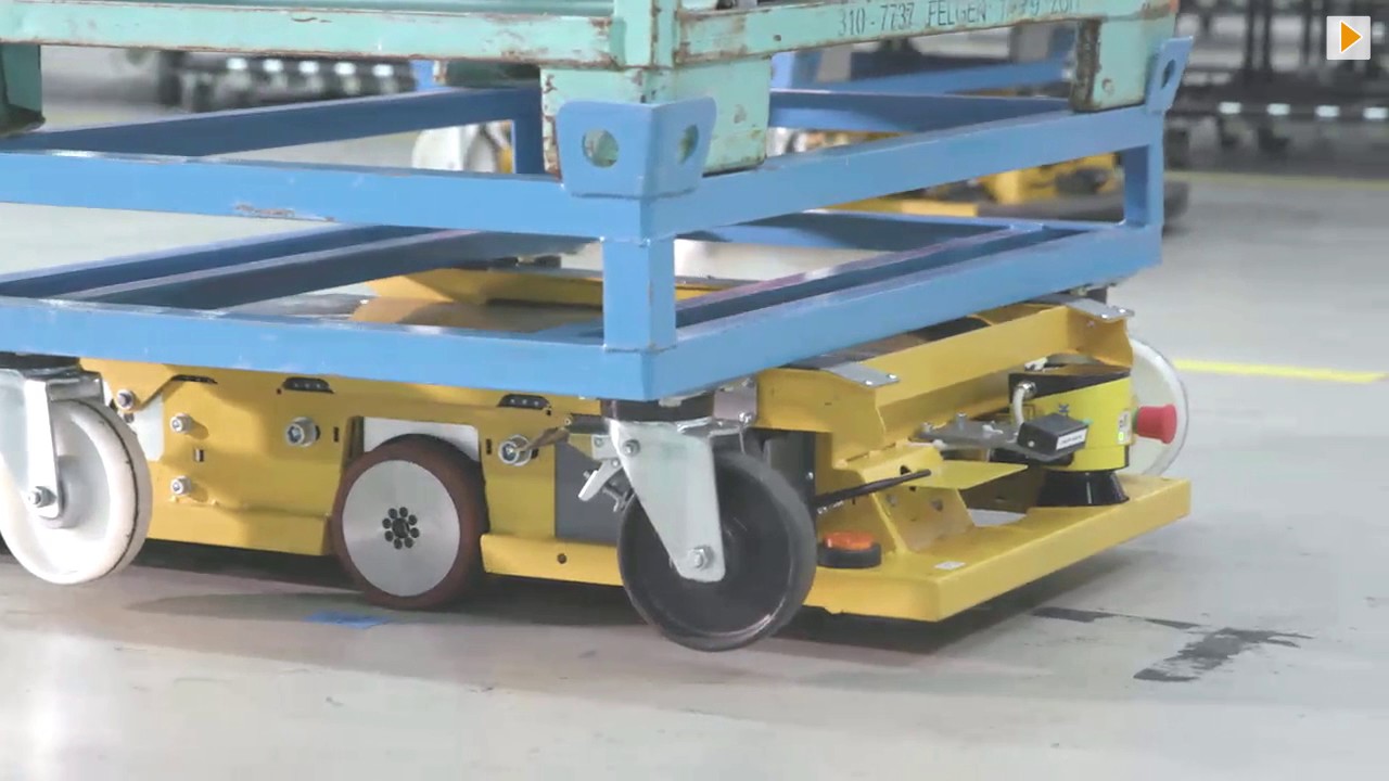 BMW: neues Fahrerloses Transportsystem in der Logistik - YouTube