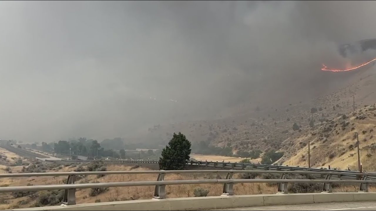 Durkee Fire in Eastern Oregon grows to size of Multnomah County - YouTube