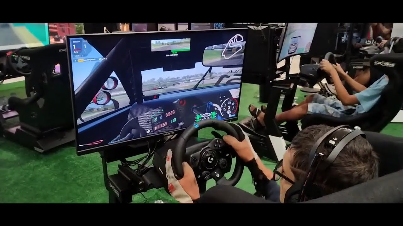 Desafio Logitech+ Scuderia Bandeiras 2025 - YouTube