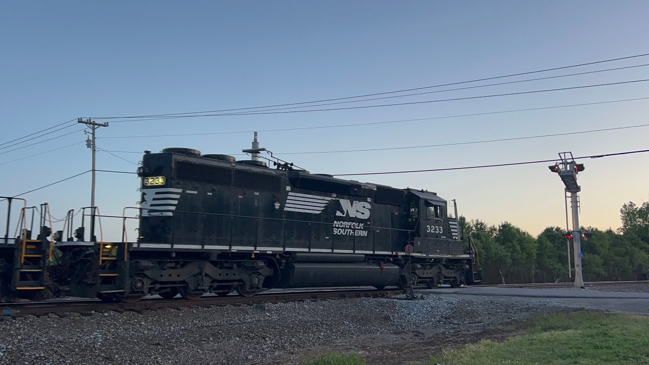 NS SD40-2 3233 Leads Local T37-26 on 4/26/24 - YouTube