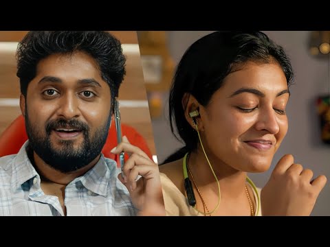 ഒരേ കോളേജില് രണ്ടുകൊല്ലം സീനിയറല്ലേടാ,അതിന്‍റെ ബഹുമാനം കാണിക്ക്😜😁Udal ...