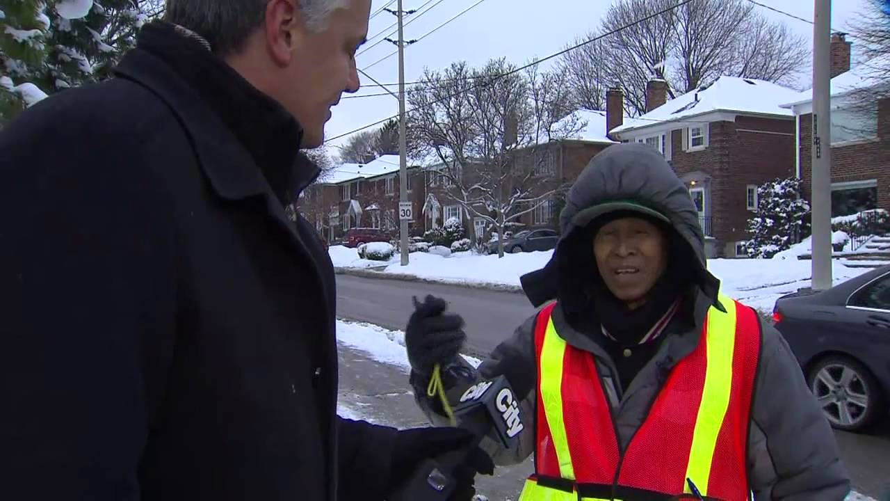 Toronto crossing guard named Canada's favourite - YouTube