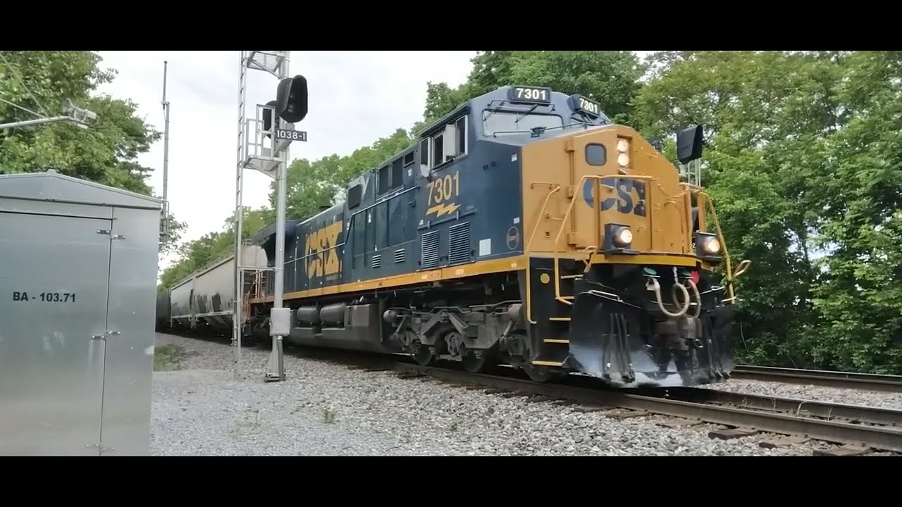 CSX 7301 leading M410 at Pearson Yard 5/20/25 - YouTube