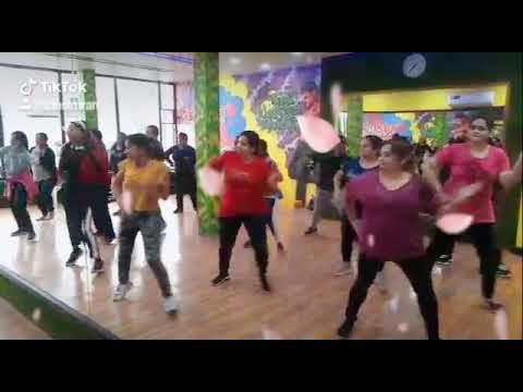 Zumba session by Zin Simran - YouTube