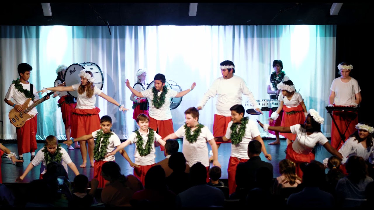 Multicultural Night 2017 - We Know The Way - YouTube