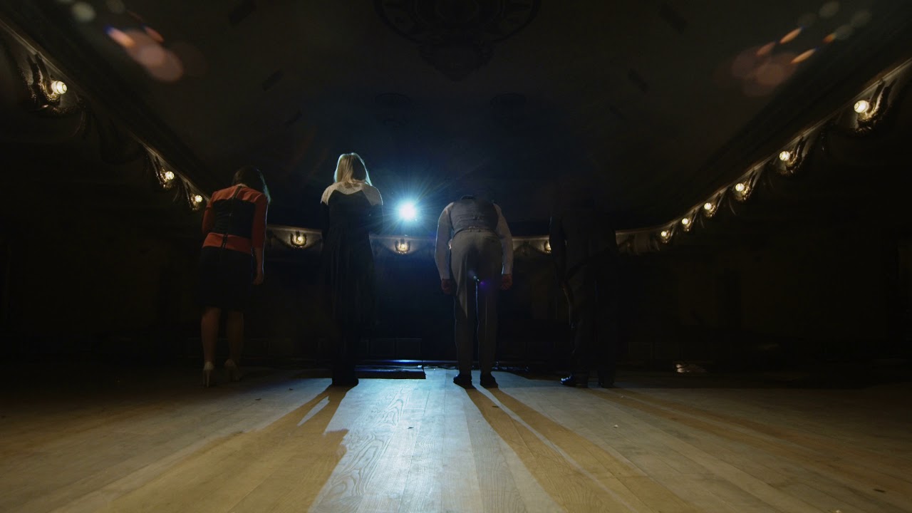 actors bowing to audience in a theater 47HSGXC - YouTube