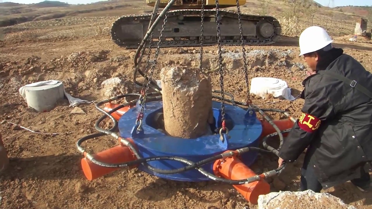 hydraulic pile breaker for round concrete piles - YouTube