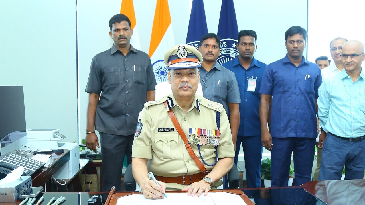Dwaraka Tirumalarao IPS Takes Charge as AP DGP #Ap #dgp | Ap Smart News ...