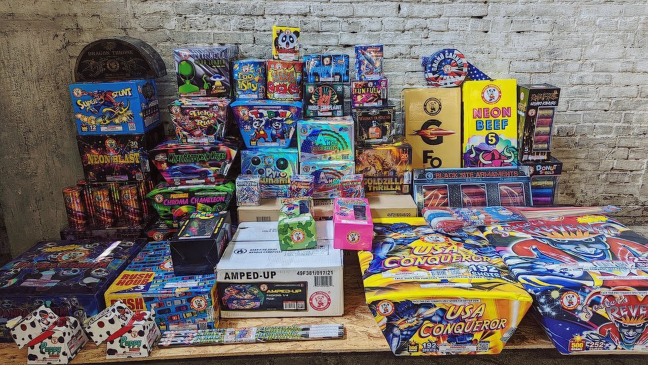 Winda Fireworks from The Firework Superstore - YouTube