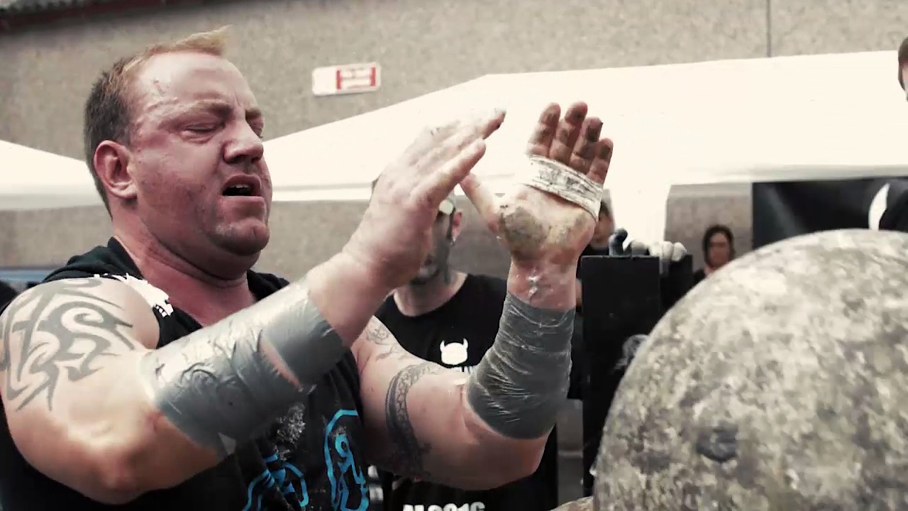 Stuart Whyte 140kg Atlas Stones at Lanarkshire's Strongest Man U105 kg ...