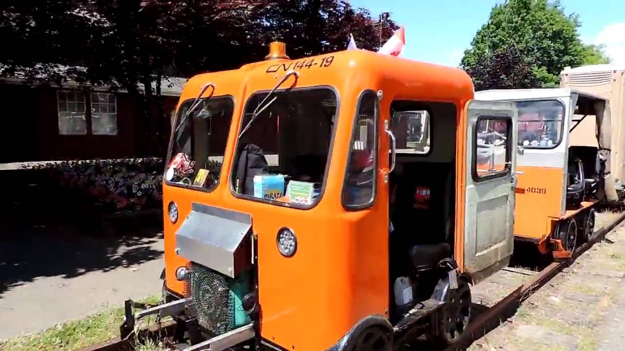 Railway Speeder Cars at Duncan Train Station - YouTube