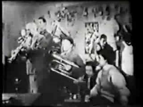 "Jazzy Medley":Albert Nicholas and Pee Wee Bizouarn - YouTube