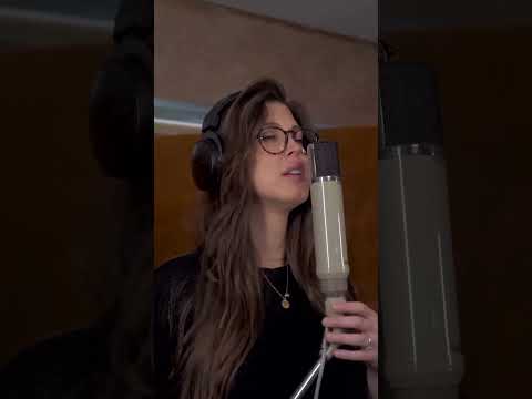 Jessie Altman - BTS with Sleepwalking