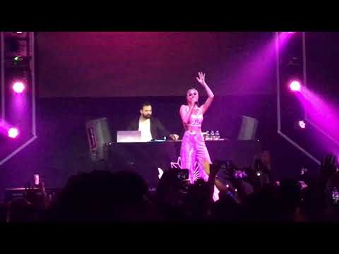 DERYA ULUĞ - OKYANUS ( ANTALYA KEMER KRİSTALL CLUP CANLI PERFORMANS )