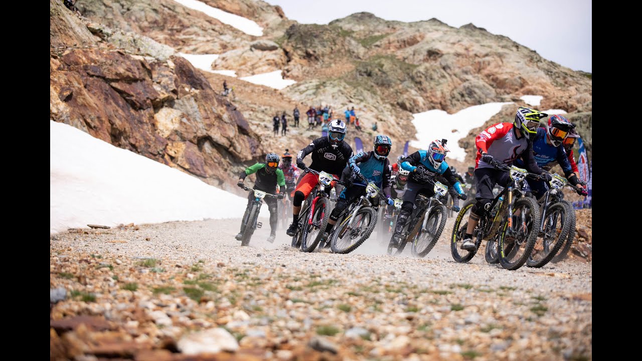 Megavalanche 2021 - YouTube