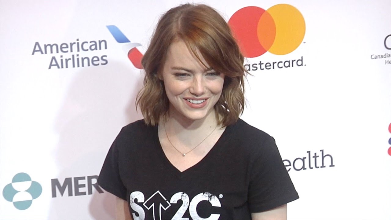 Emma Stone 5th Biennial Stand Up To Cancer Red Carpet - YouTube