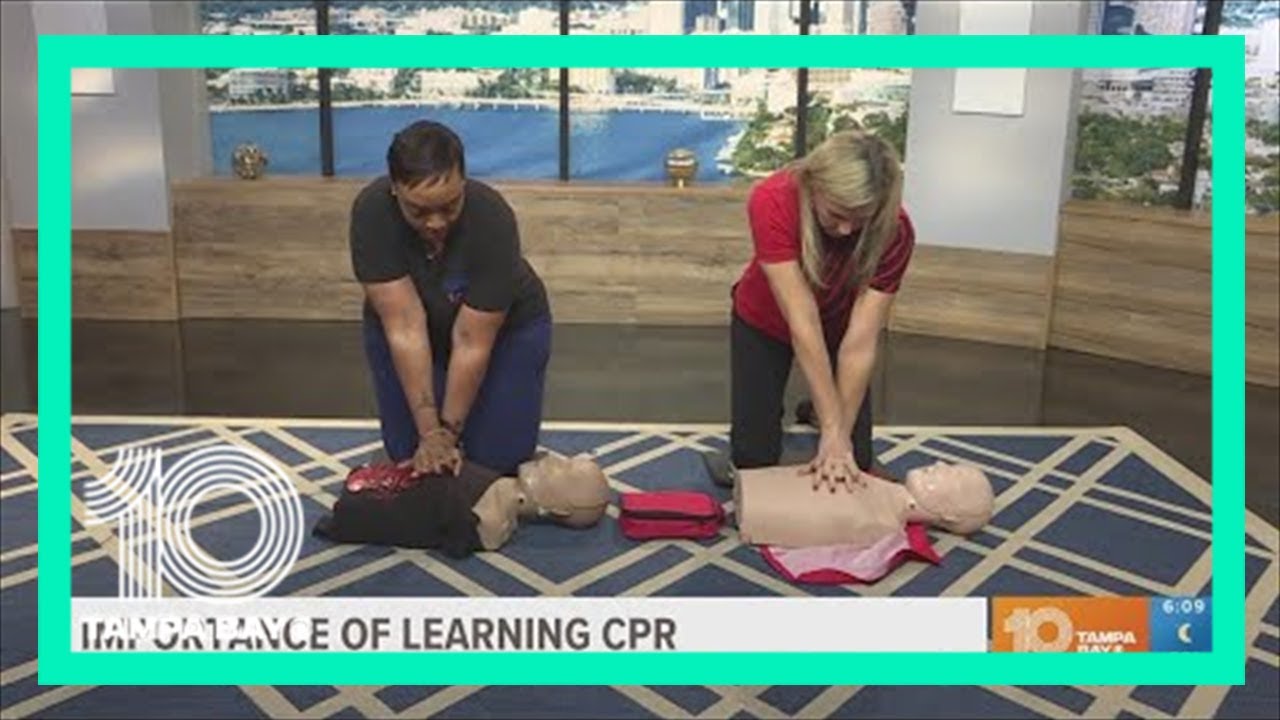 How to tell if someone needs CPR, how to perform it by hand from an ...