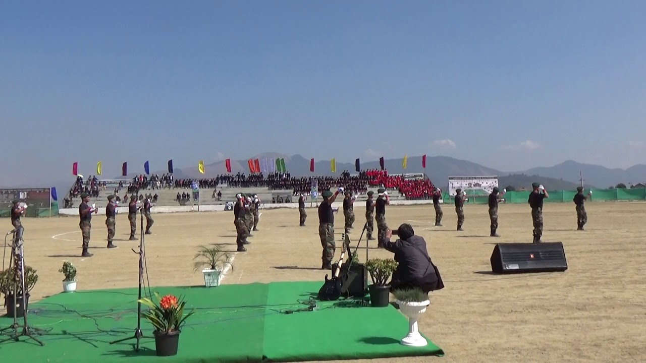 Khukri Dance 27 Assam Rifles - YouTube