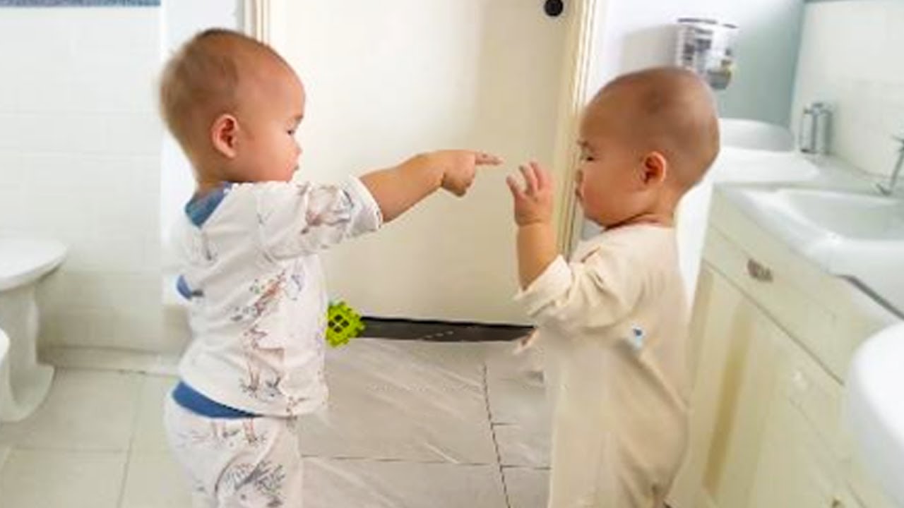 Cute Twin Brothers Moment:Brother Tells Twin Brother Not To Yell - YouTube