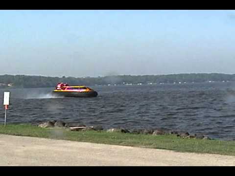 Hover-Shuttle Model-1500 turning tight - YouTube