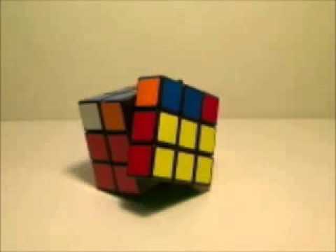 Rubik's Cube Solves Itself - YouTube