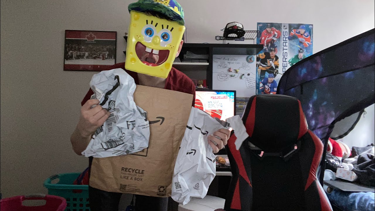 Unboxing SpongeBob Packages! (Very Cool SpongeBob Stuff!) - YouTube