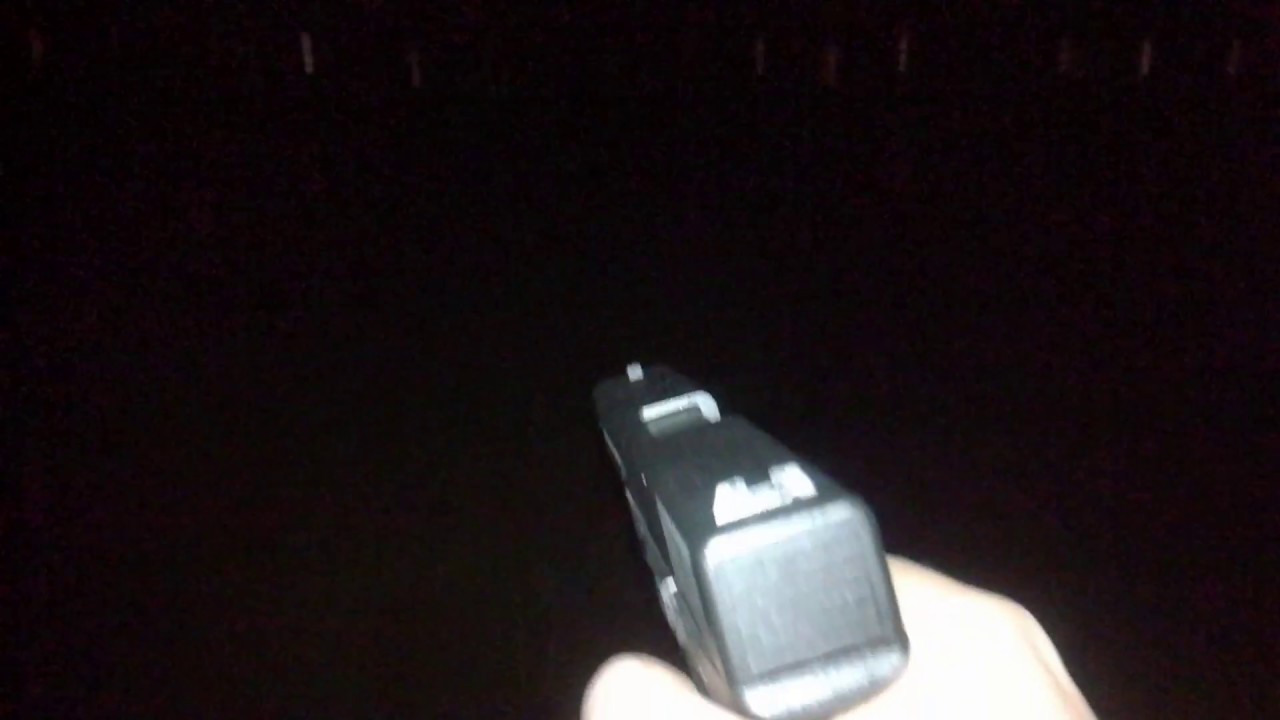 Blank gun Glock 17 replica shooting at night [shooting test No 1] - YouTube