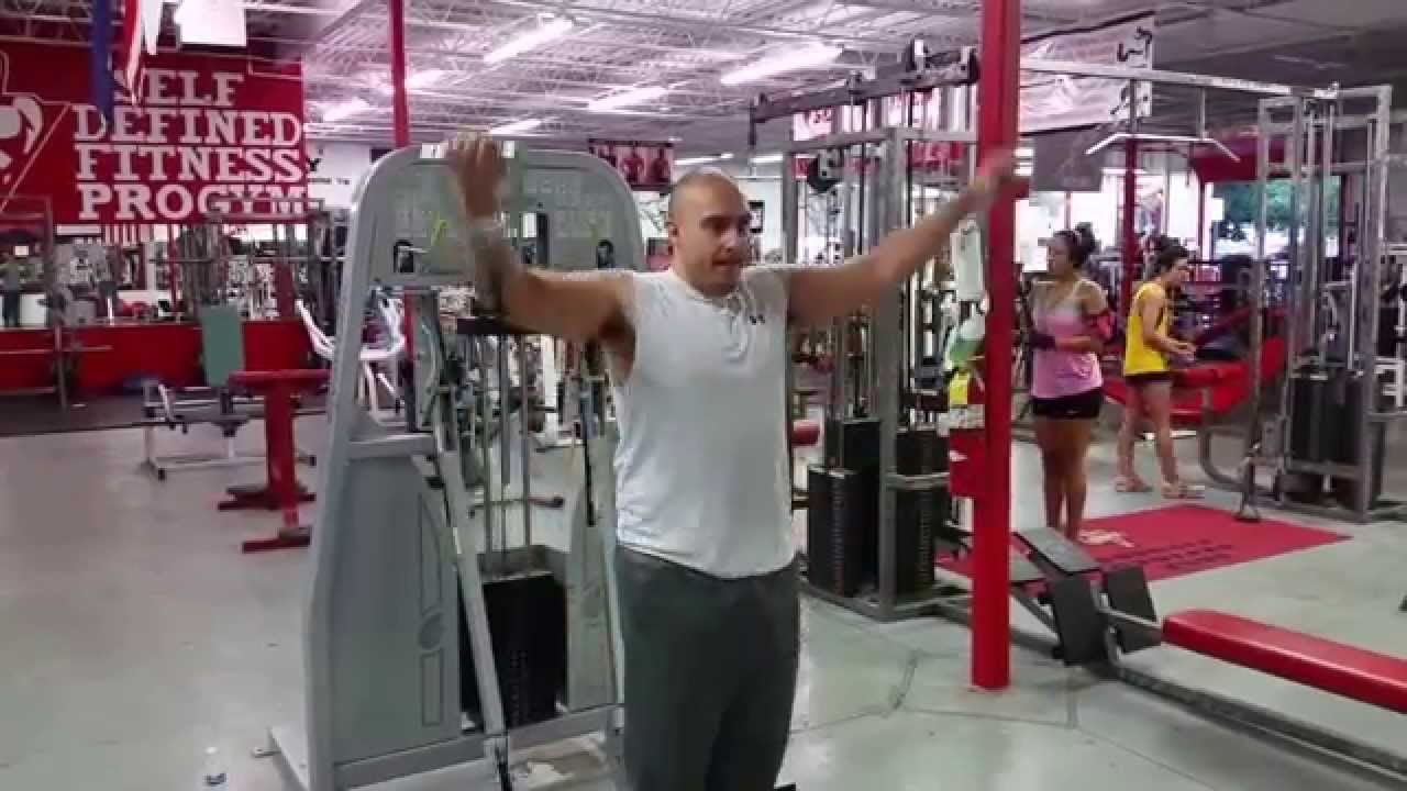 2 Legit 2 Quit Fitness Efrem B. Martin, Client Training Shoulders - YouTube