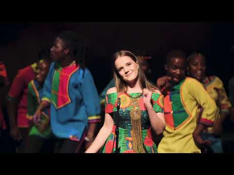 Amira Willighagen - Little Drummer Boy