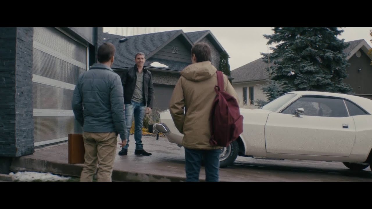 #Nobody 72'Challenger car scene - YouTube