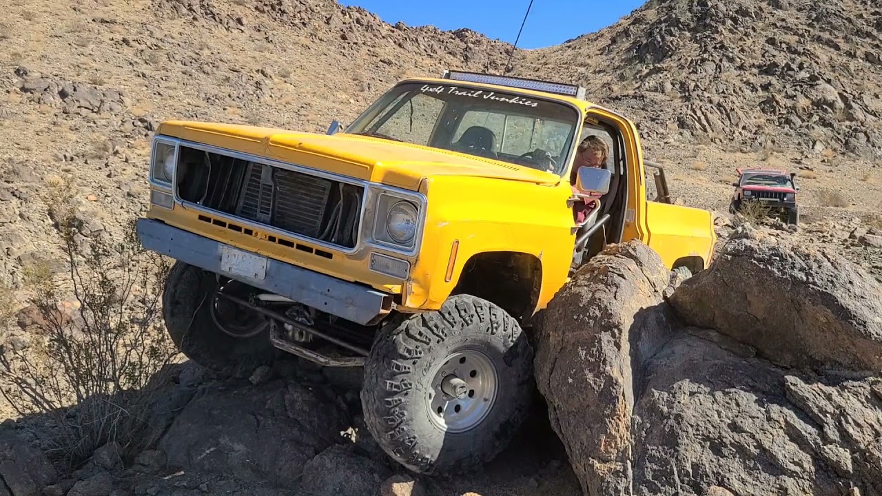 4 Link K10 Rock Crawler - YouTube