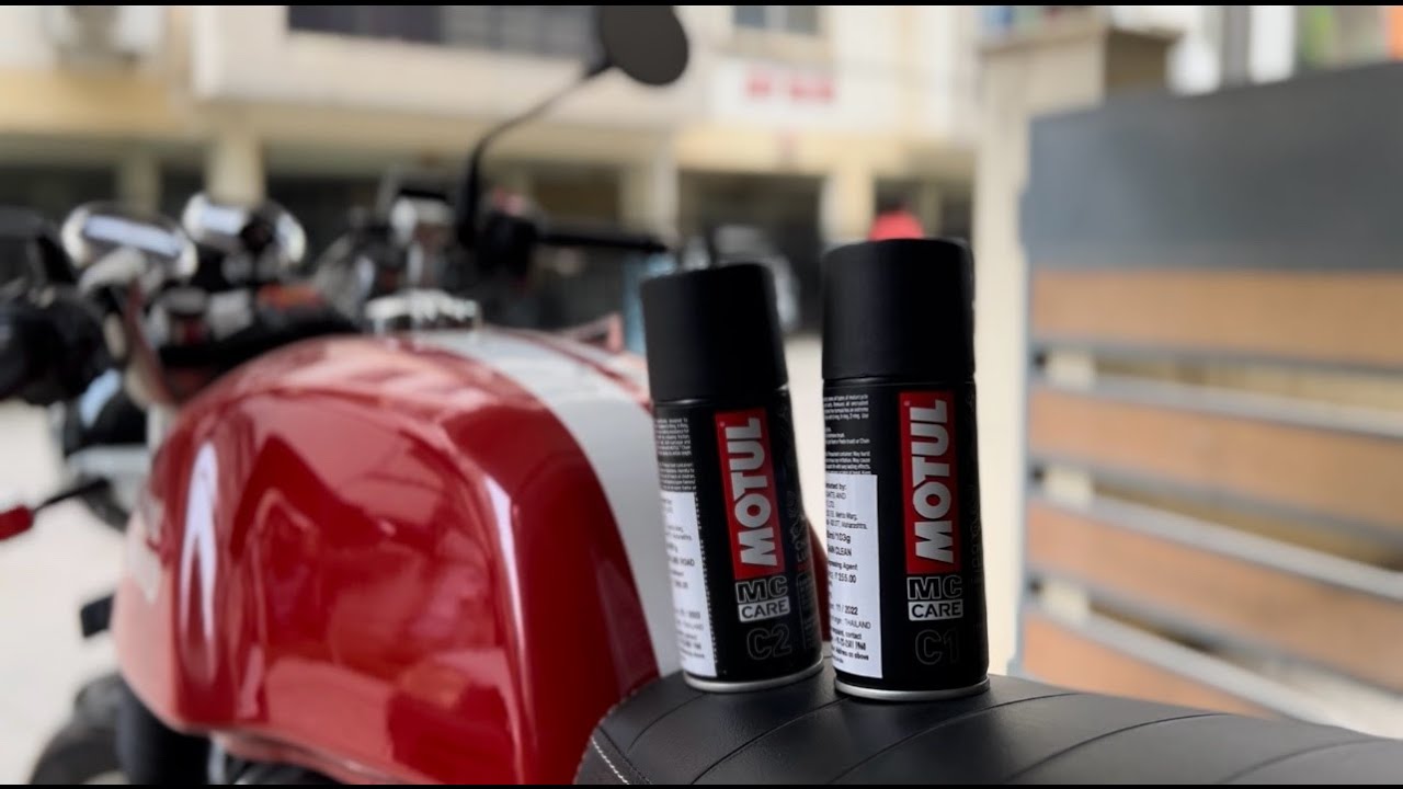 HOW TO CLEAN AND LUBRICATE YOUR BIKE CHAIN | MOTUL | MOTO-BREWS - YouTube