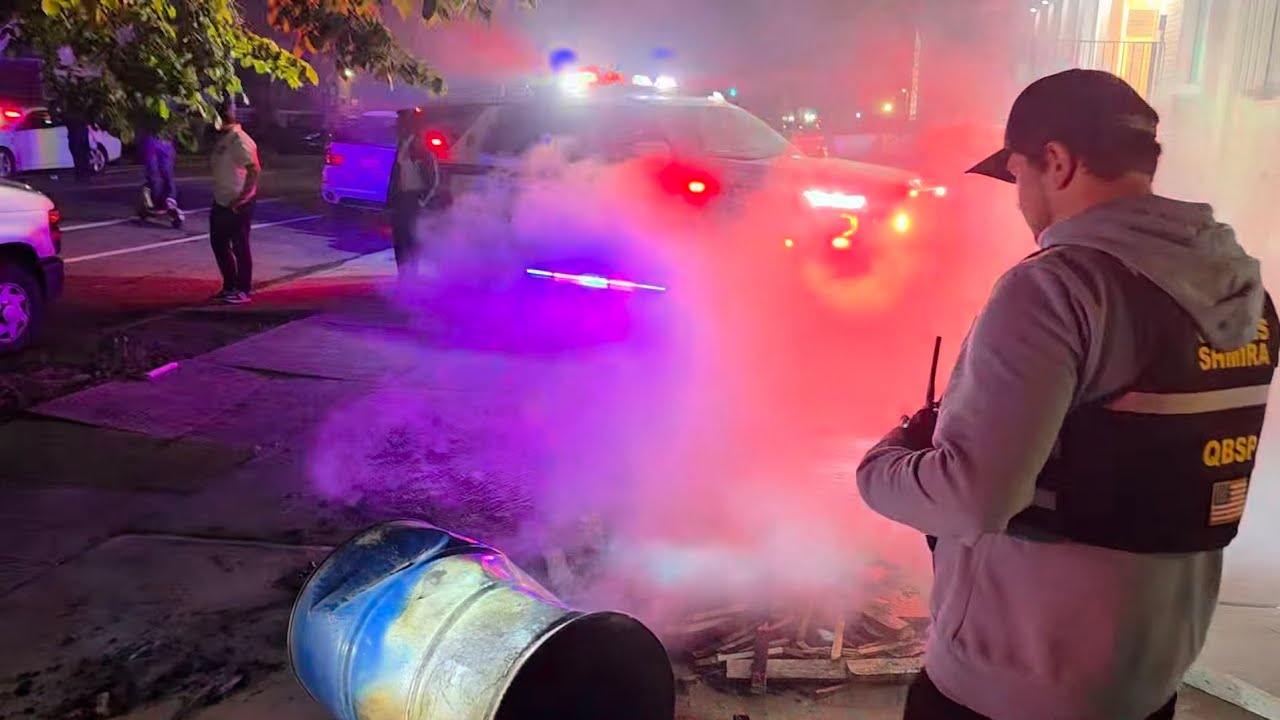 QUEENS SHMIRA PUBLIC SAFETY PATROL PUTTING OUT A BIN FIRE - YouTube