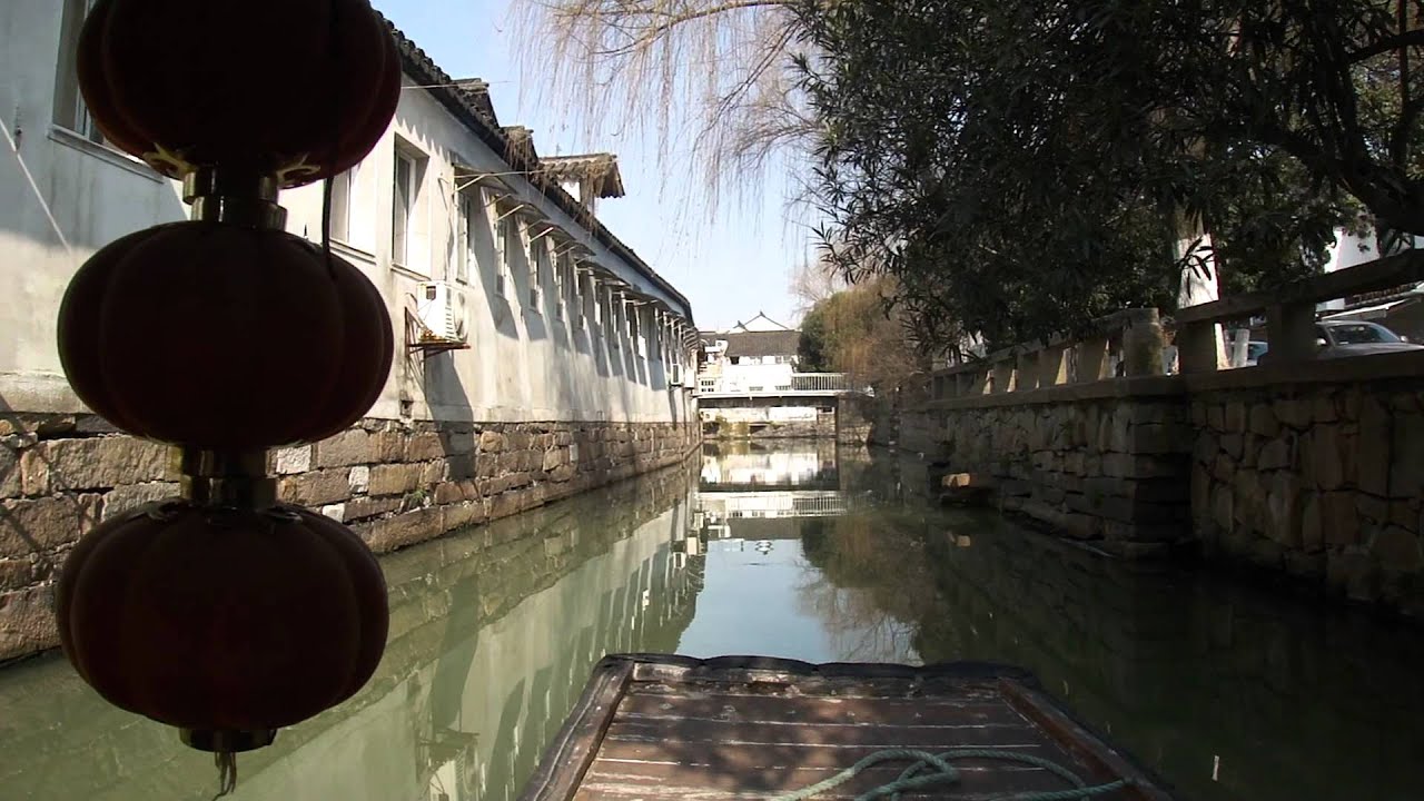 Suzhou Pingjiang River Boat Ride - Boatman Singing - YouTube