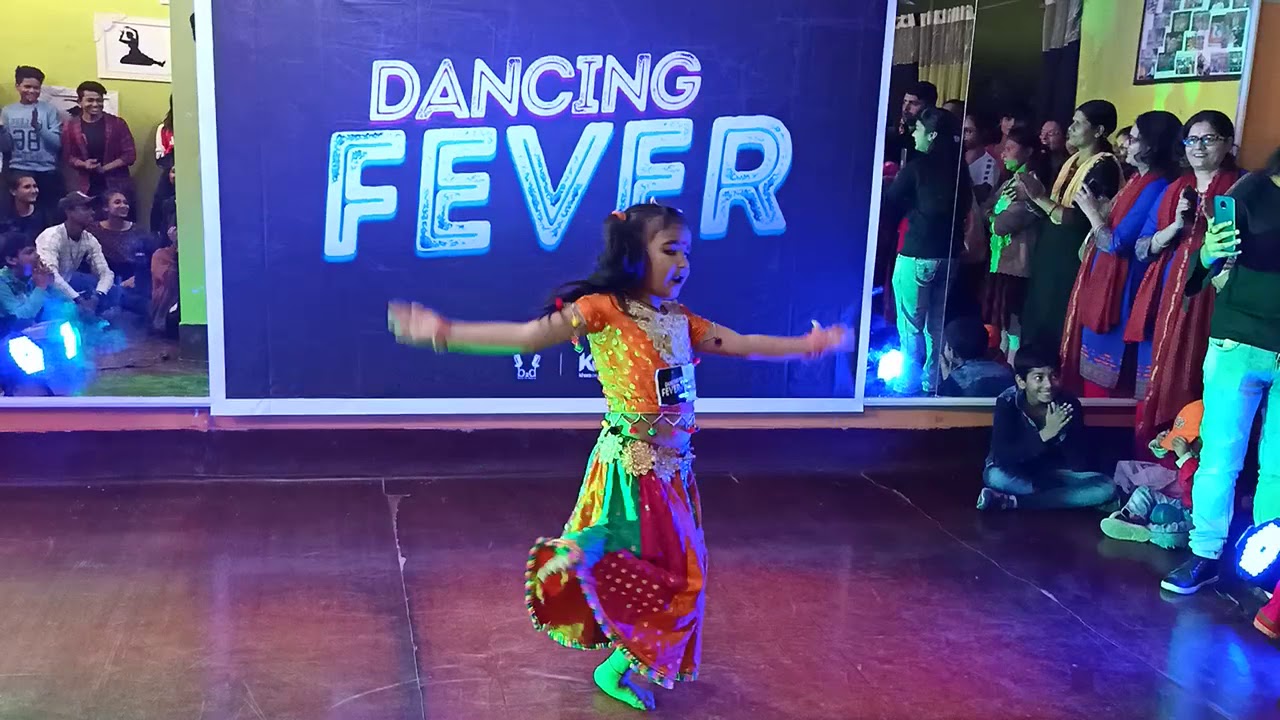 Mera Piya Ghar Aaya | Madhuri dixit | Dancing Fever-3 | By_ Ranjeet ...