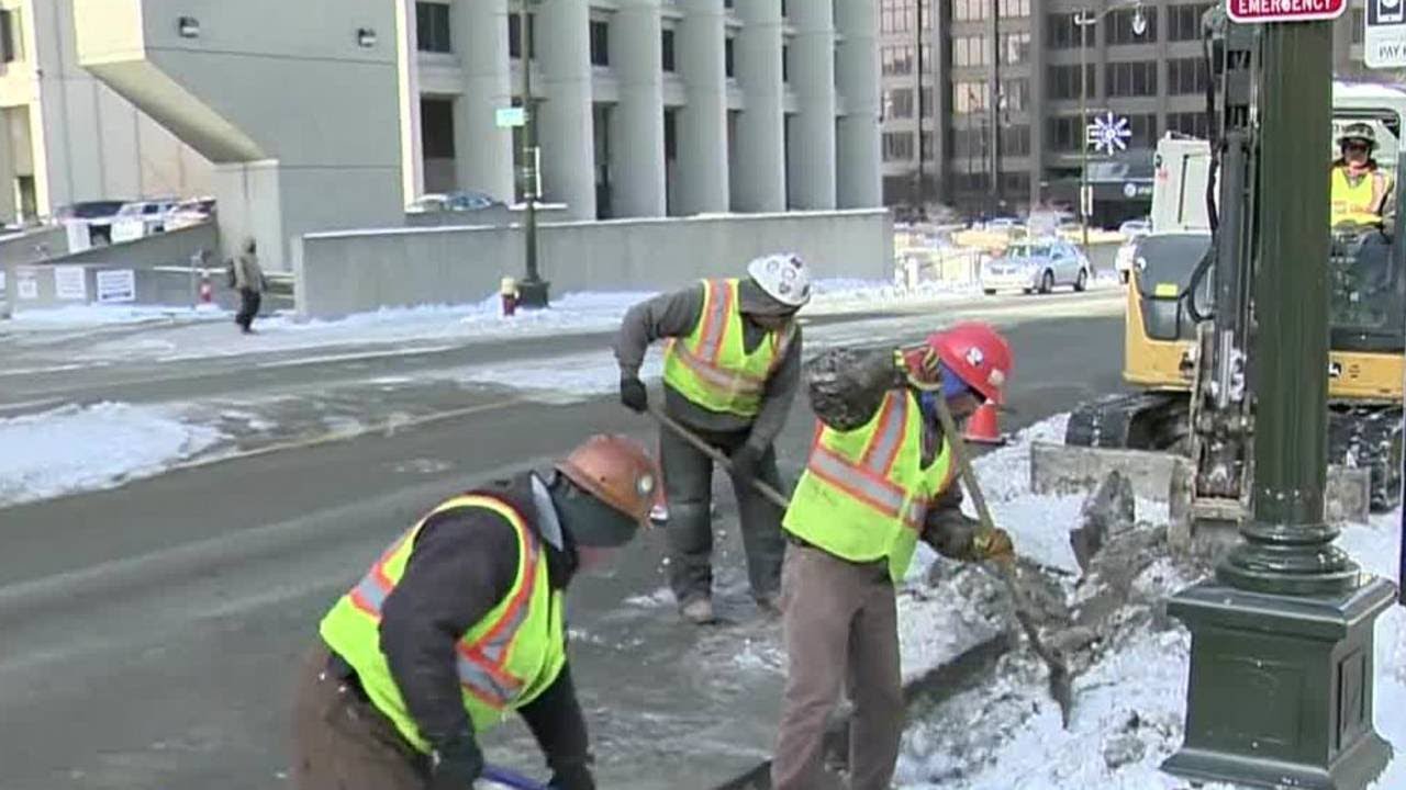 How to cope with dangerously cold temperatures - YouTube