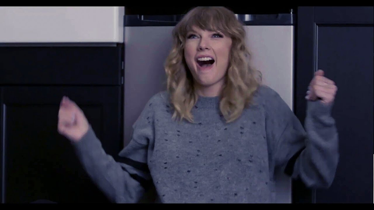 Taylor Swift being herself for 10 minutes straight - YouTube