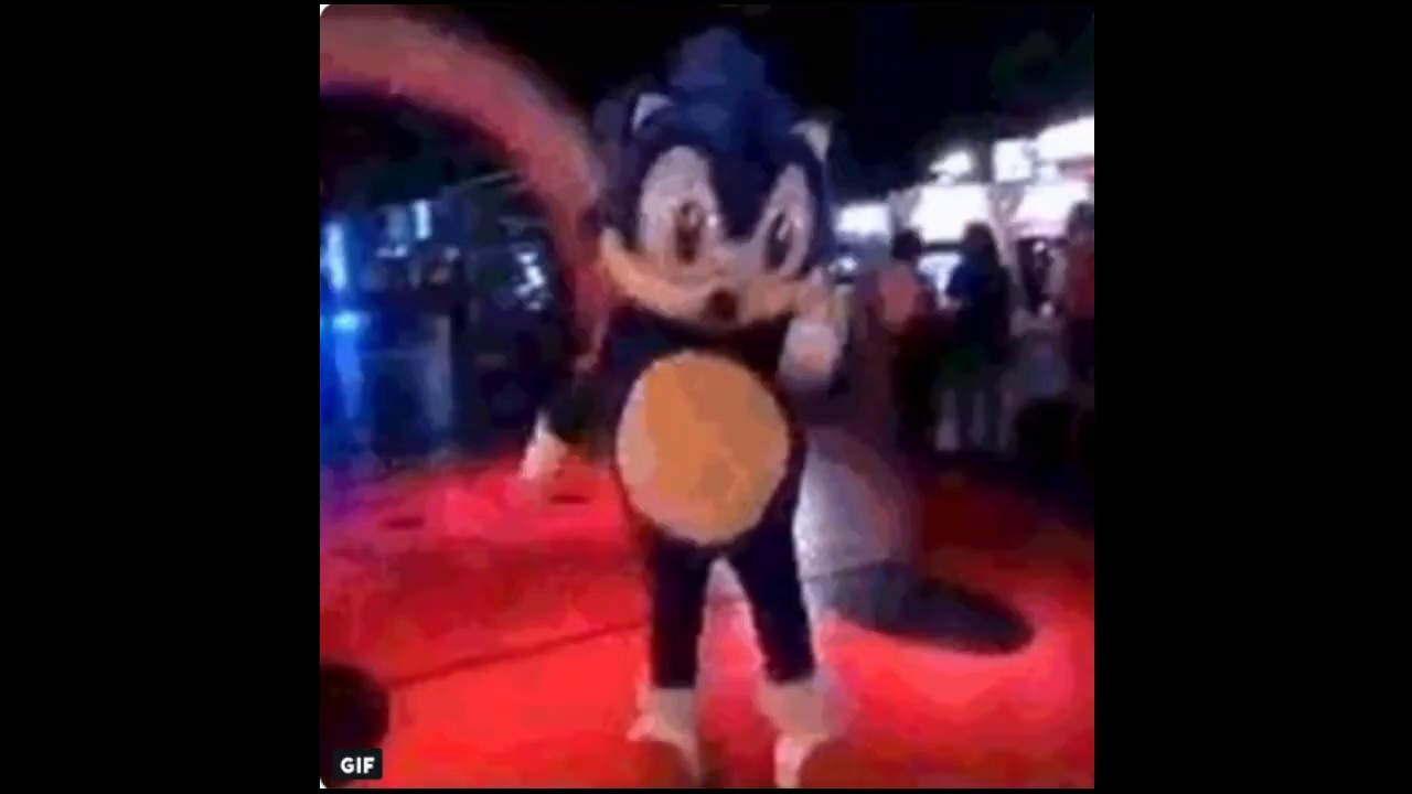 sonic dancing to clown music for 1min straight - YouTube