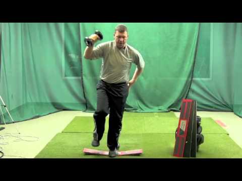 Unilateral Squat with Diagonal Lifts - YouTube