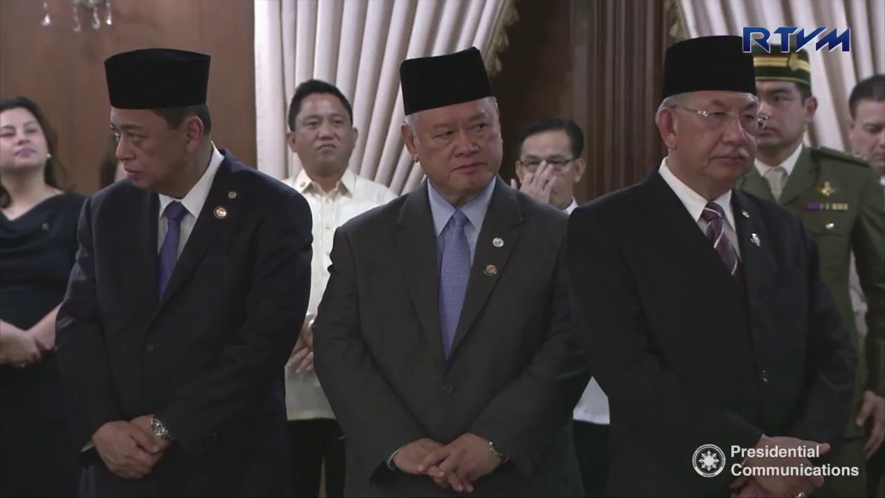 Signing Ceremony and Joint Press Statement 4/27/2017 - YouTube